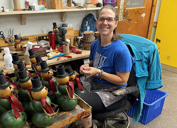 A New Face at Meadowbrooke – Meadowbrooke Gourds